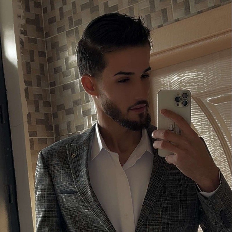 𝒜ℛℱ 𝒦𝒪𝒴ℰ🖤 (@arfkoye3) | Snapchat Stories, Spotlight & Lenses