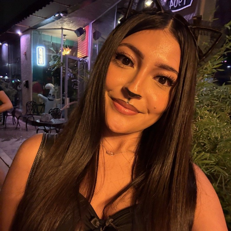 ari (@ari1_anaaa) | Snapchat Stories, Spotlight & Lenses