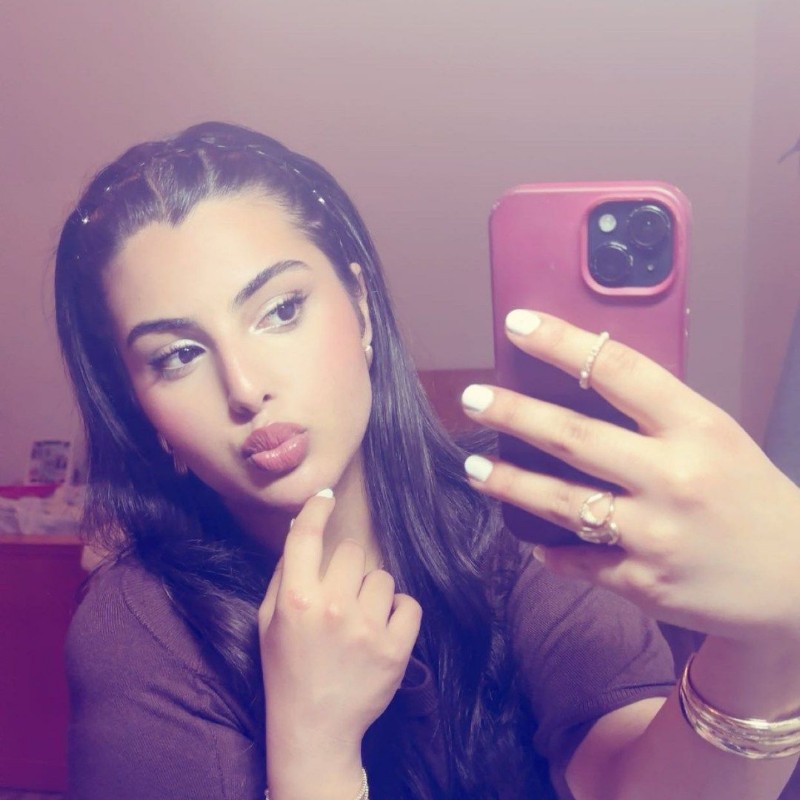 ~ (@armitaxr) | Snapchat Stories, Spotlight & Lenses
