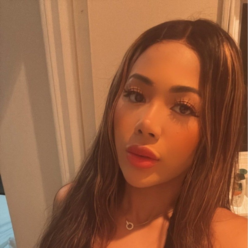 Aroha Nikora (@aroha_nikora) | Snapchat Stories, Spotlight & Lenses