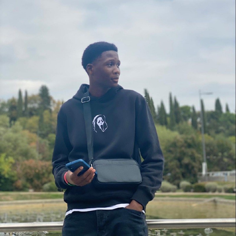 Moussa Diallo (@arounadiall3645) | Snapchat Stories, Spotlight & Lenses