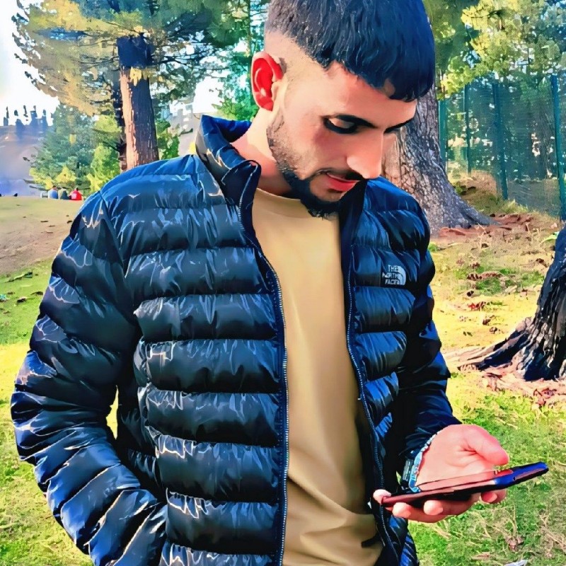 Dar Veeru (@arveeru) | Snapchat Stories, Spotlight & Lenses