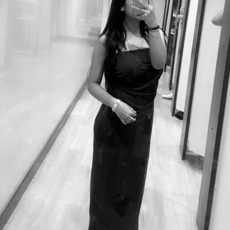 Arzoo (@arzoo.bhatti) | Snapchat Stories, Spotlight & Lenses