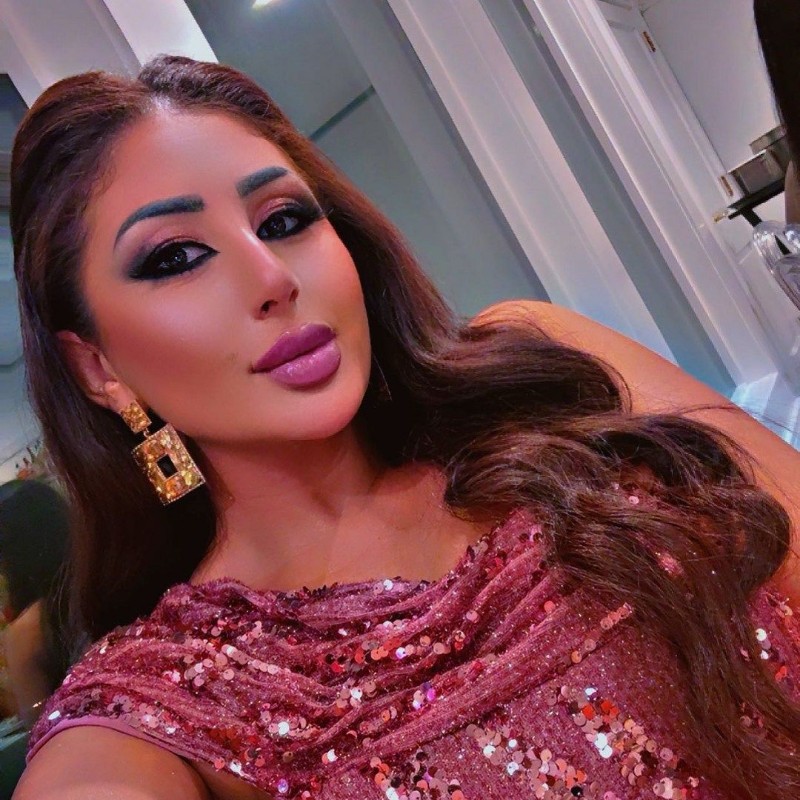 Sarah👩🏻‍⚕️🩺 Sulak (@asarah_s21) | Snapchat Stories, Spotlight & Lenses