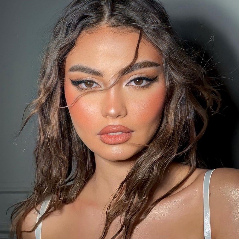 Aseel (@aseel_hajjo) | Snapchat Stories, Spotlight & Lenses