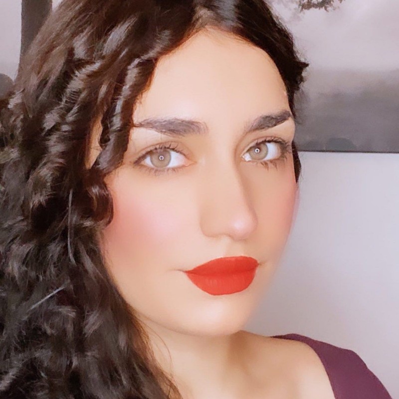 أشكي ناز | Ashki Naaz 🦋 (@ashkinaaz) | Snapchat Stories, Spotlight & Lenses