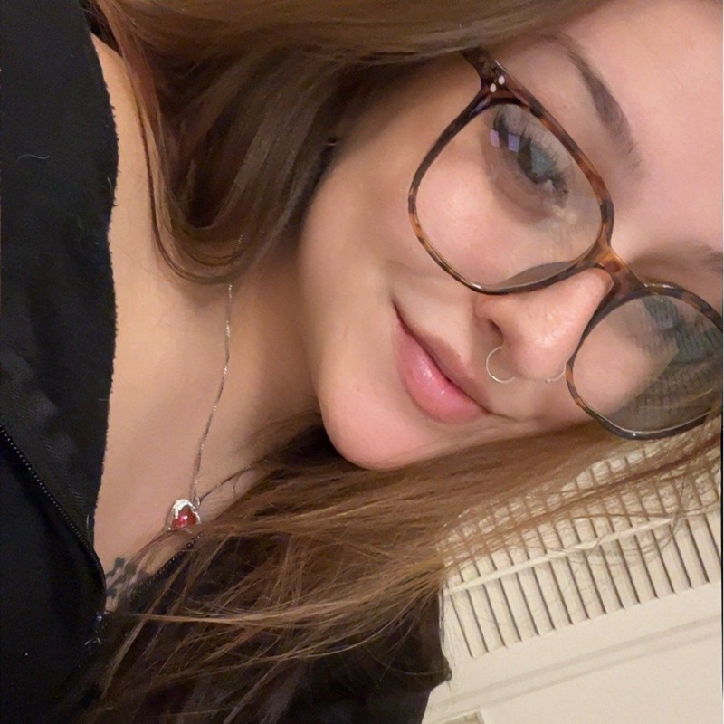 ashley chavez (@ashleyachavez) | Snapchat Stories, Spotlight & Lenses
