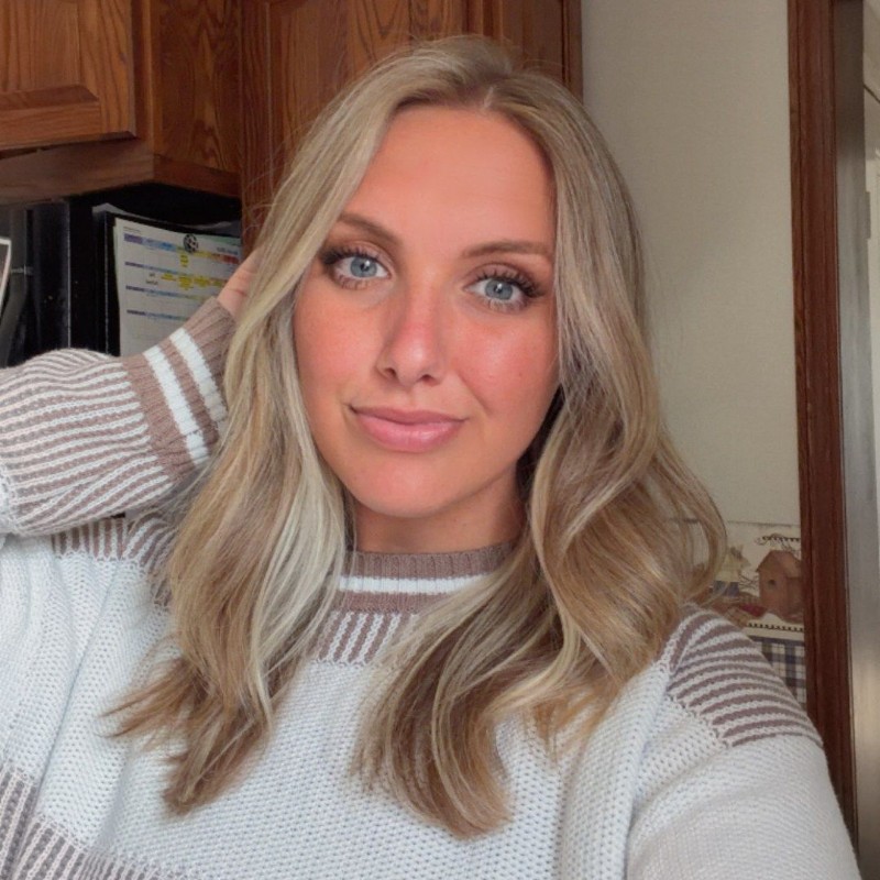 ashley ♕ (@ashleyxoadams) | Snapchat Stories, Spotlight & Lenses