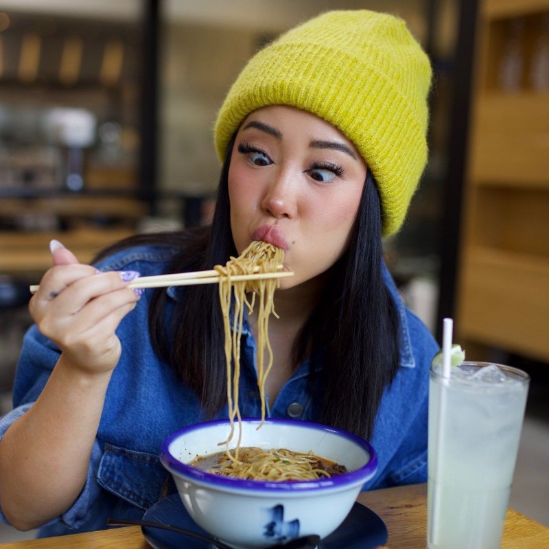 Ashley Yi (@ashleyyi) | Snapchat Stories, Spotlight & Lenses