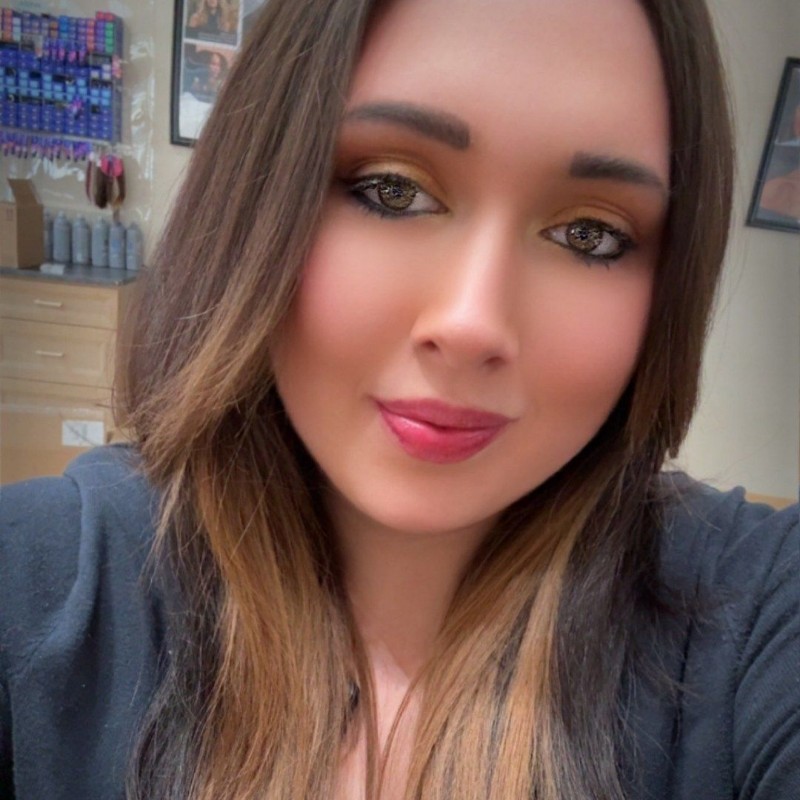 Ashley Spurling (@ashleyykellys) | Snapchat Stories, Spotlight & Lenses