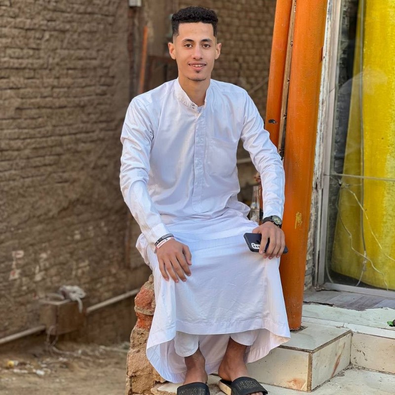 Mohamed Ashraf (@ashraf_roaa10) | Snapchat Stories, Spotlight & Lenses