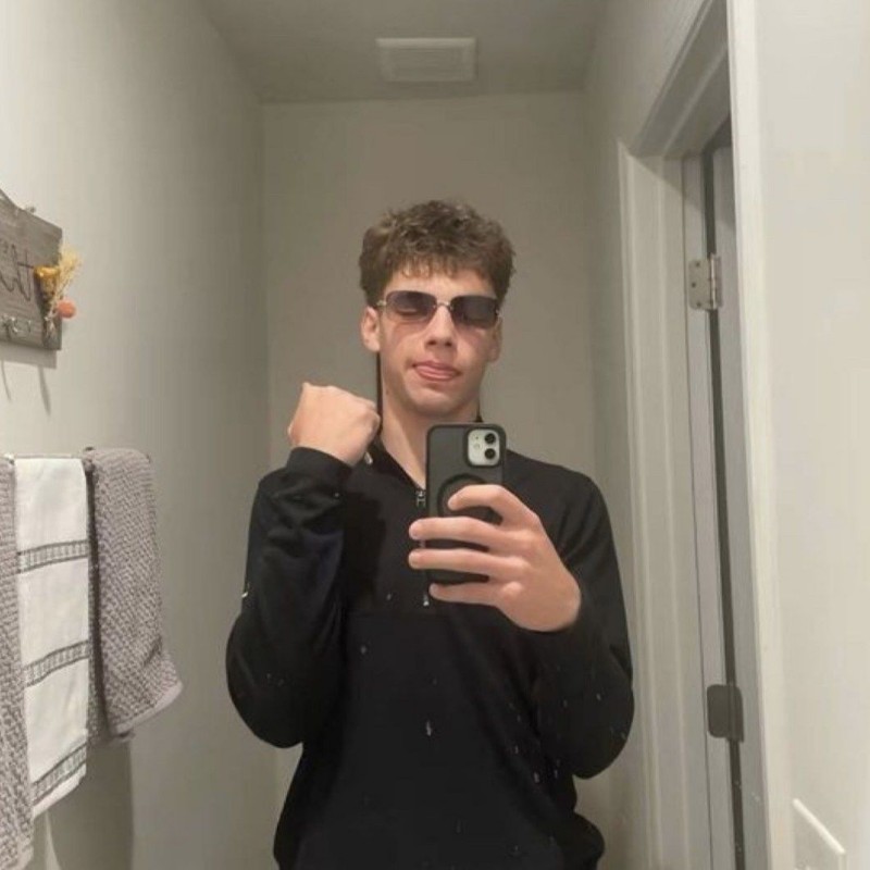 Ashton (@ashtonjaxk) | Snapchat Stories, Spotlight & Lenses