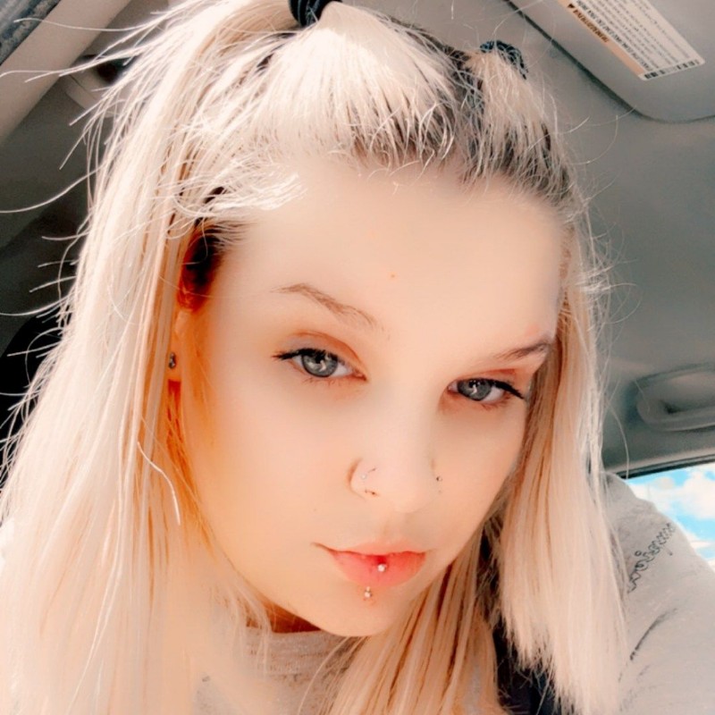 Ashton Rae(@ashtonraesaylor) | เรื่องราว Snapchat ตลอดจน Spotlight และเลนส์