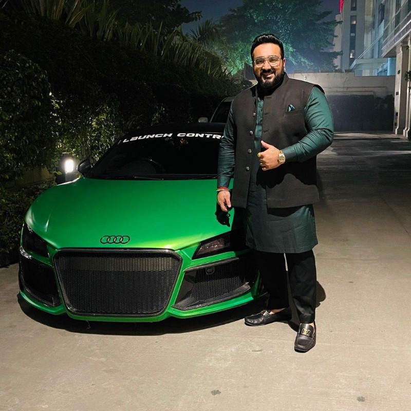 ASHWIN SINGH TAKIAR (@ashwintakiar) | Snapchat Stories, Spotlight & Lenses