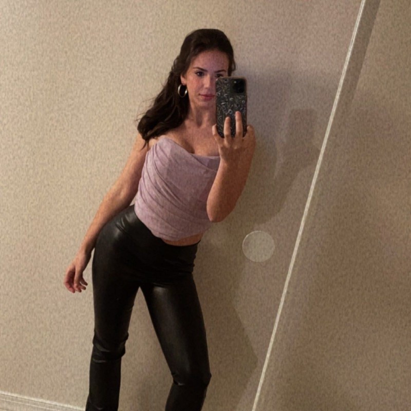 Ally S🥀 (@astratt) | Snapchat Stories, Spotlight & Lenses