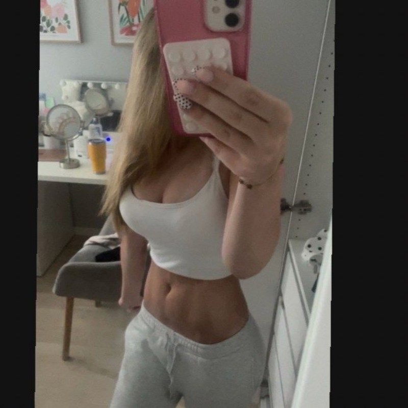 astrid💘 (@astrid63700) | Snapchat Stories, Spotlight & Lenses