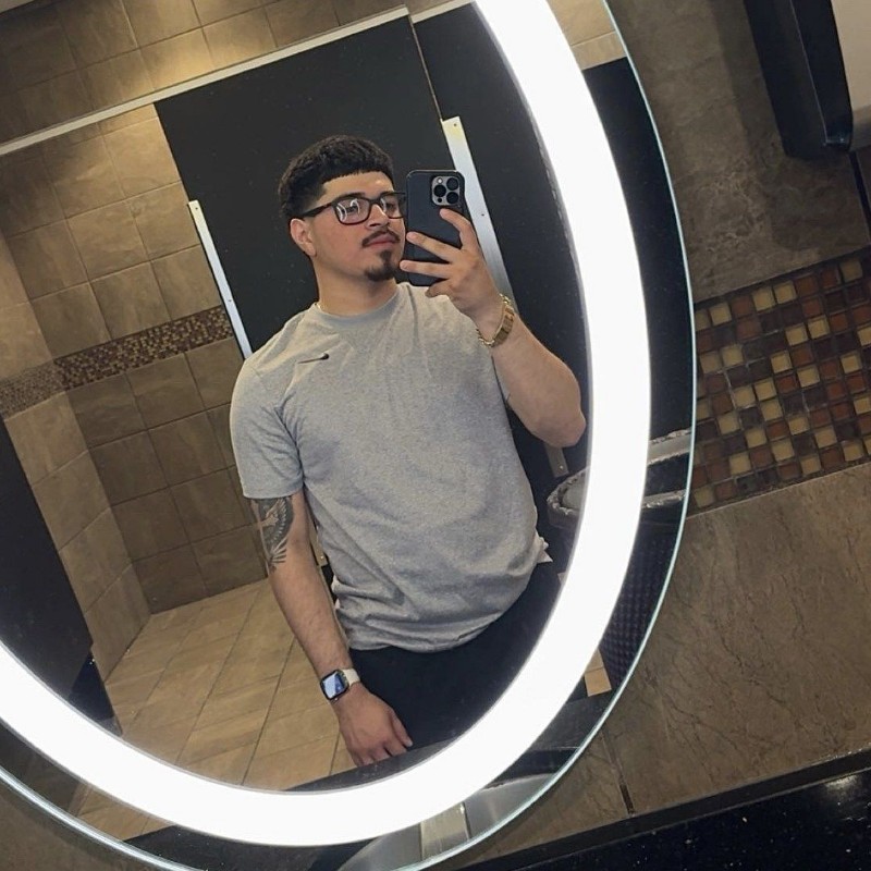 Edgar (@at4edgar) | Snapchat Stories, Spotlight & Lenses