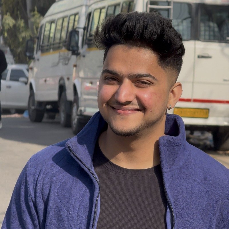 atin shrma (@atinshrma) | Snapchat Stories, Spotlight & Lenses