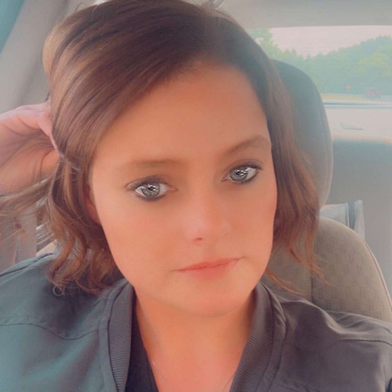 Jennifer Post (@atmybest_2023) | Snapchat Stories, Spotlight & Lenses