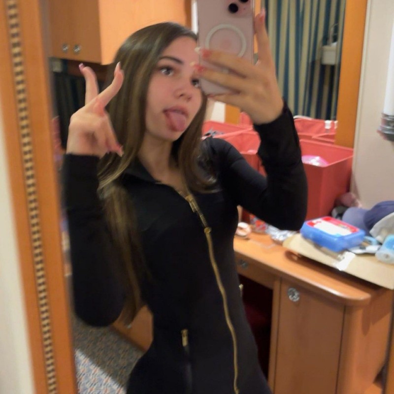 audrey (@audrey_pac) | Snapchat Stories, Spotlight & Lenses