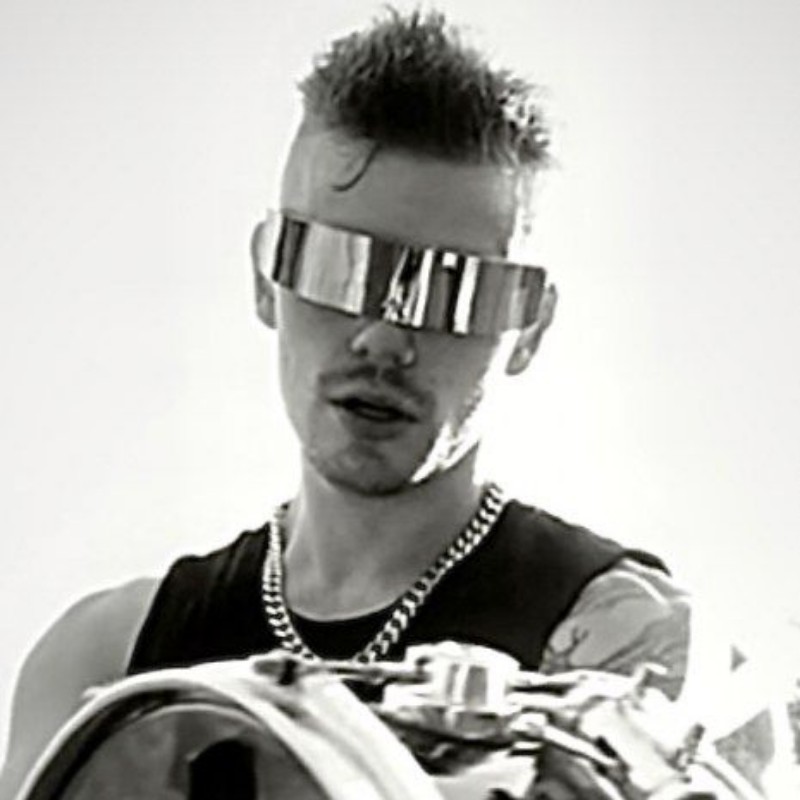 Austin Ware (@austinwarelive) | Snapchat Stories, Spotlight & Lenses