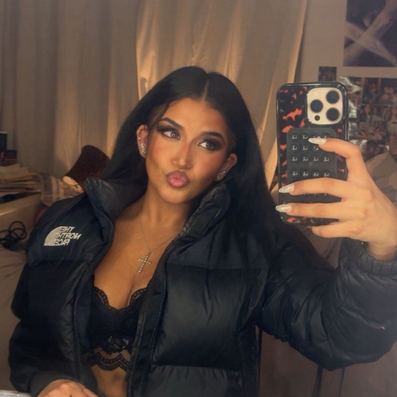 ava lopez (@ava-lopez1) | Snapchat-Stories, Spotlight och linser