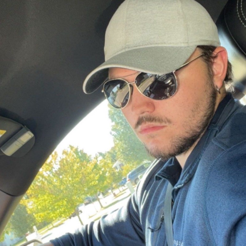 Noah Cook (@avakrri) | Snapchat Stories, Spotlight & Lenses