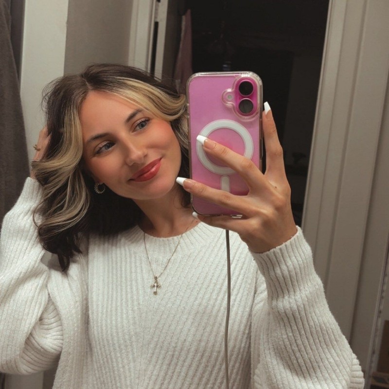 Avery👑 (@averyhollis19) | Snapchat Stories, Spotlight & Lenses