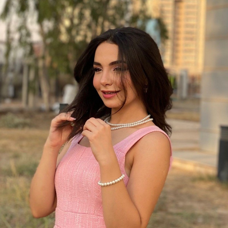 Avrin Hemo (@avrin.hemo) | Snapchat Stories, Spotlight & Lenses