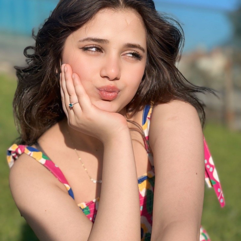 Aya Hosen (@aya_hosen5) | Snapchat Stories, Spotlight & Lenses