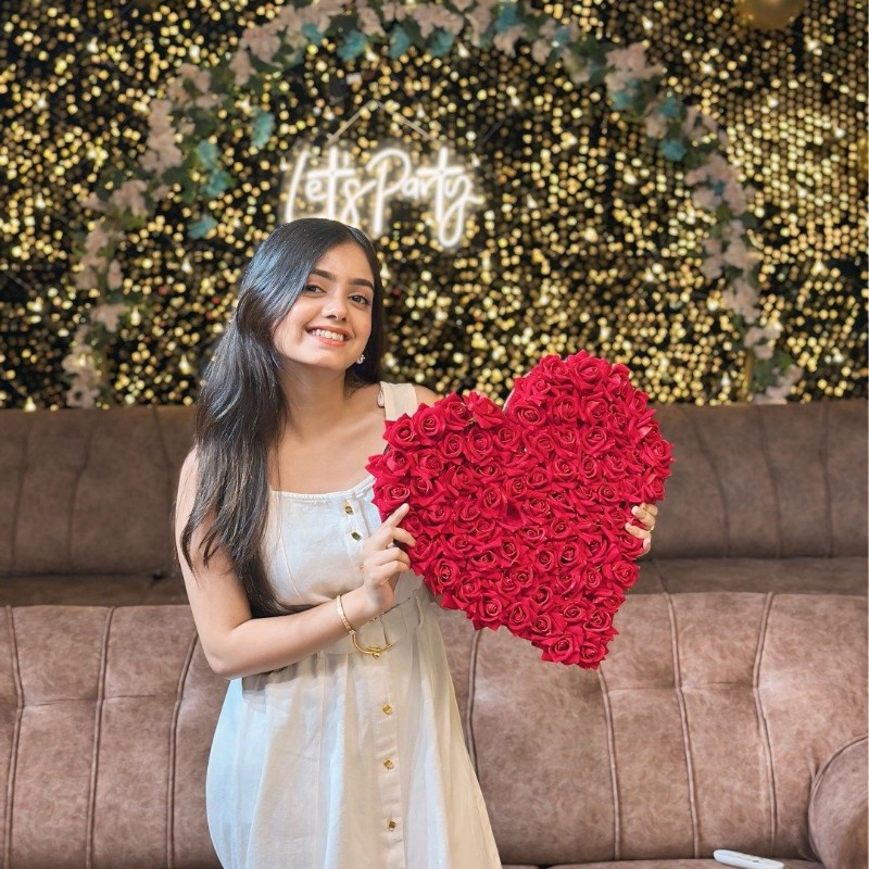 Ayantika Kar (@ayantika_22) | Snapchat Stories, Spotlight & Lenses