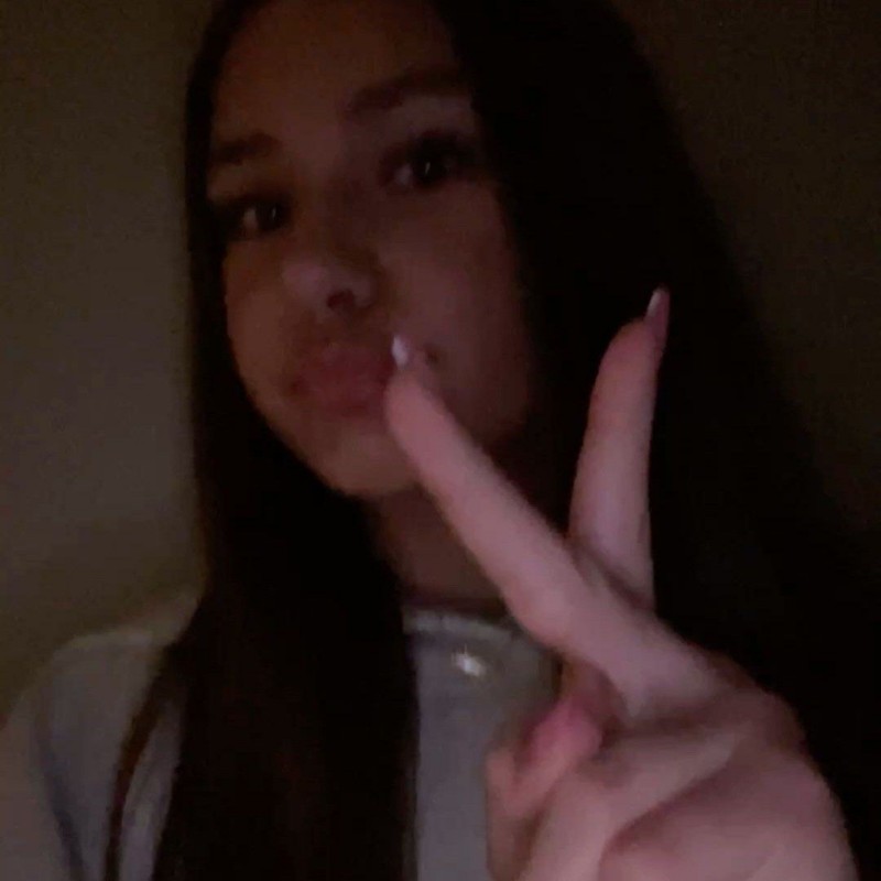 Riley (@ayitsrileyyy) | Snapchat Stories, Spotlight & Lenses