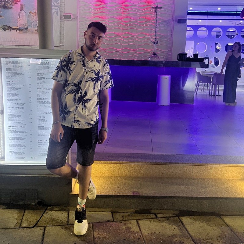 A̷͙ͭͫ̕y҉̃̀̋̑ḿ̬̏ͤͅA̷͙ͭͫ̕ṇ̤͛̒̍ (@ayman17azab) | Snapchat Stories ...