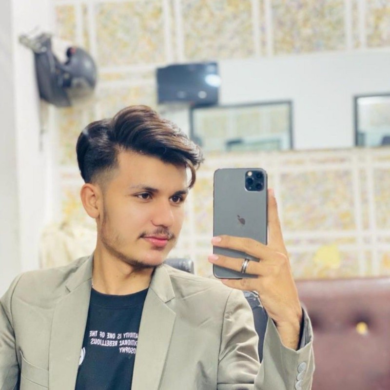 Azadar (@azadar_12) | Snapchat Stories, Spotlight & Lenses