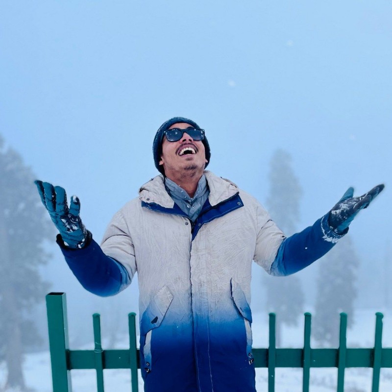 Azlam Mhd (@azlam_mhd22) | Snapchat Stories, Spotlight & Lenses