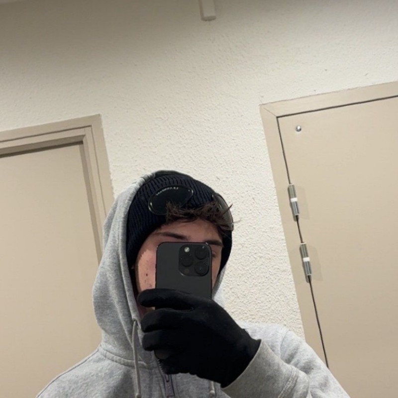 AZOX (@azox_on60fps) | Snapchat Stories, Spotlight & Lenses