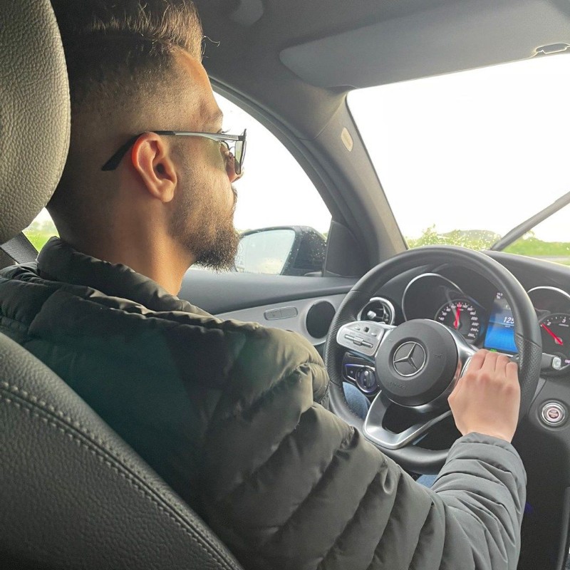 Abdul Aziz (@azoz-415) | Snapchat Stories, Spotlight & Lenses