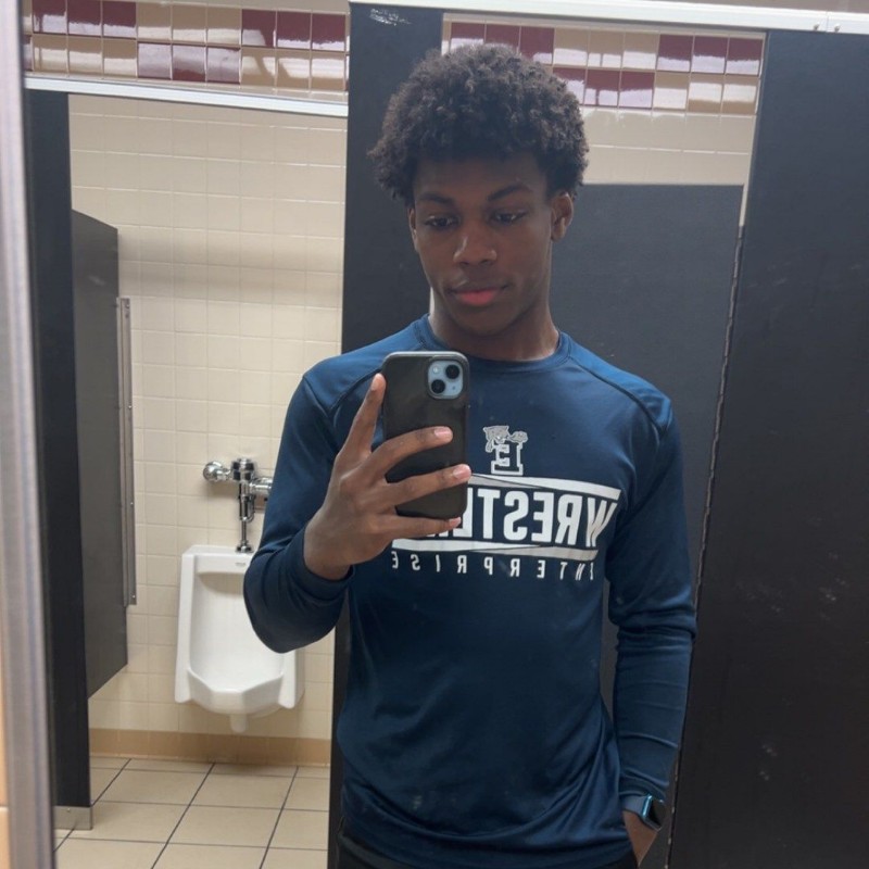 brandon (@b_betheaa) | Snapchat Stories, Spotlight & Lenses