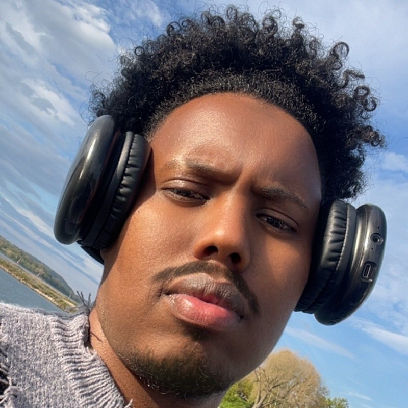 Blizzo Blizzo (@b_blizzo) | Snapchat Stories, Spotlight & Lenses