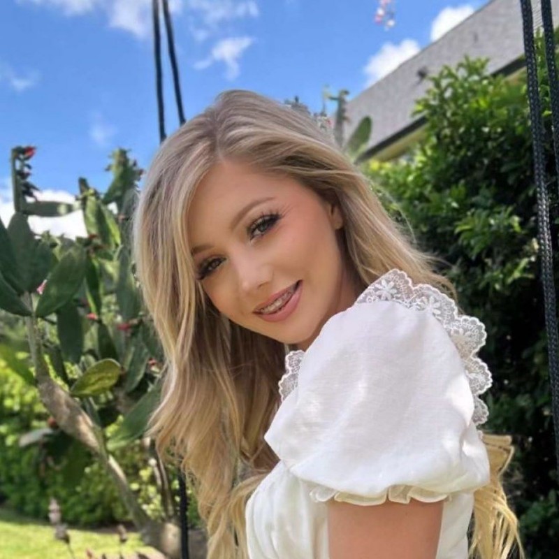 Bella Lynn Babebellalynnx Snapchat Stories Spotlight And Lenses