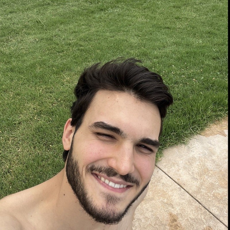 Smiley Family (@bachsmiley) | Snapchat Stories, Spotlight & Lenses