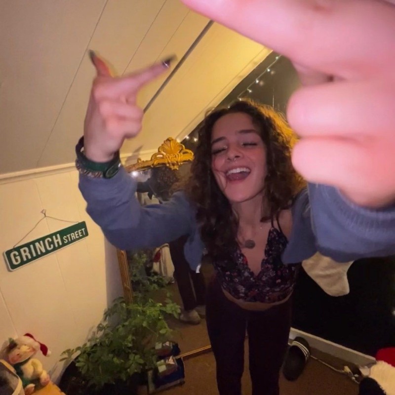 magnolia :) (@bad.mags) | Snapchat Stories, Spotlight & Lenses