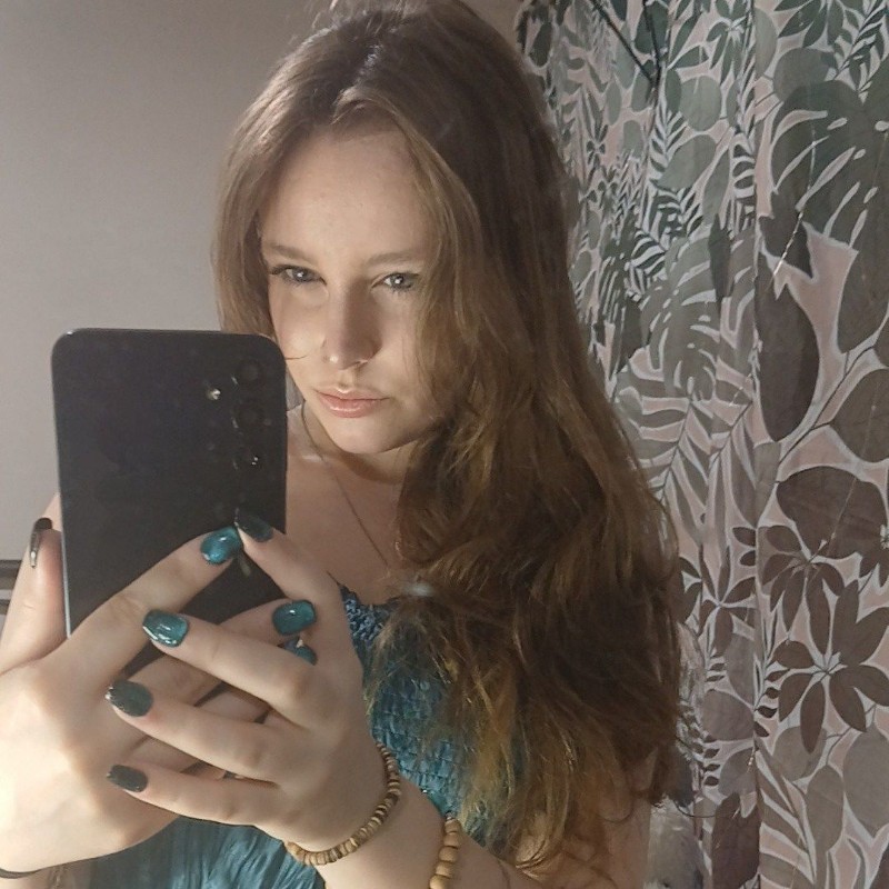 Bailey 💤😴 (@bai_connor) | Snapchat Stories, Spotlight & Lenses