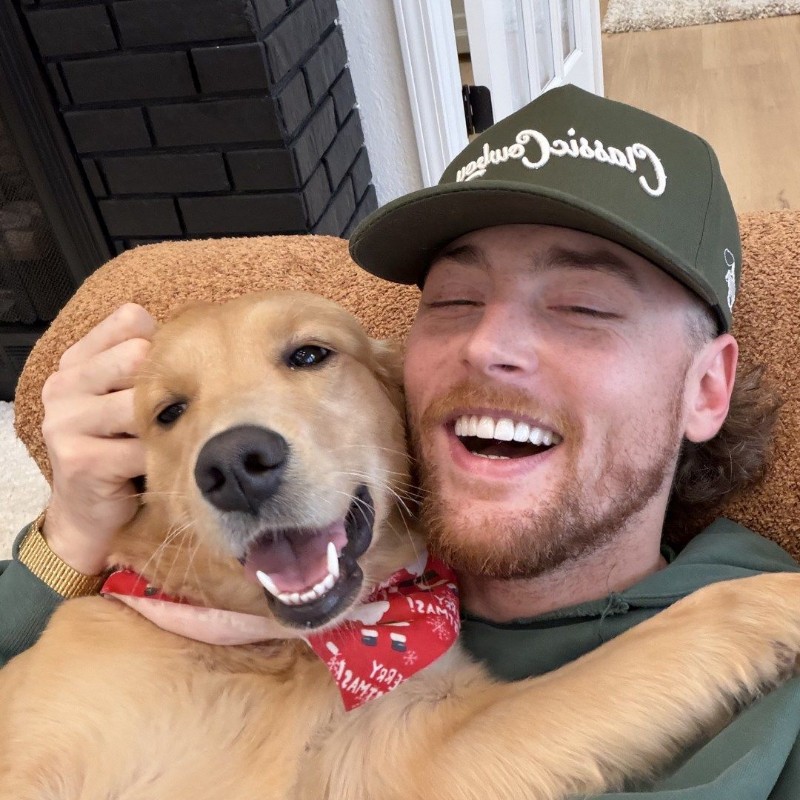 Bailey Zimmerman (@baileyz2412) | Snapchat Stories, Spotlight & Lenses