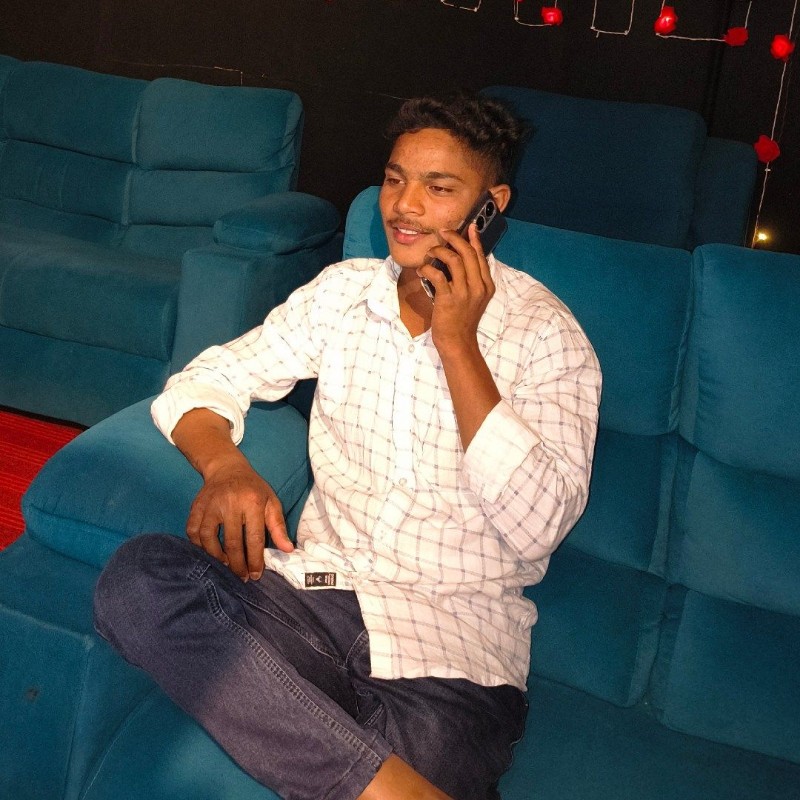 Balu Bhai (@baluthopthop) | Snapchat Verhalen, Spotlight en Lenzen