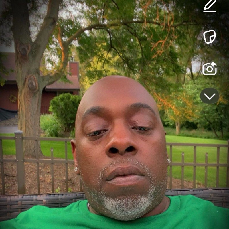 Tweed (@bartweed) | Snapchat Stories, Spotlight & Lenses