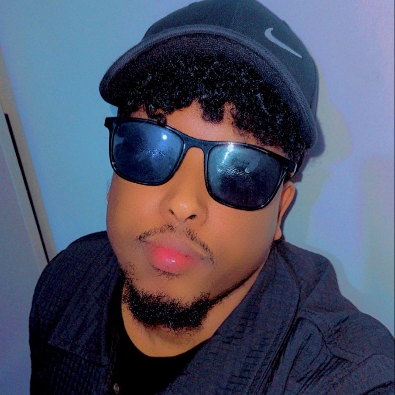 BMC🇸🇴🇺🇬🇰🇪🇺🇸🇨🇦 (@bashka_maha20) | Snapchat Stories, Spotlight & Lenses