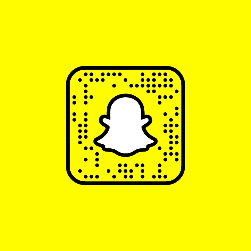 Rosa Clavel (@bautizo) | Snapchat Stories, Spotlight & Lenses