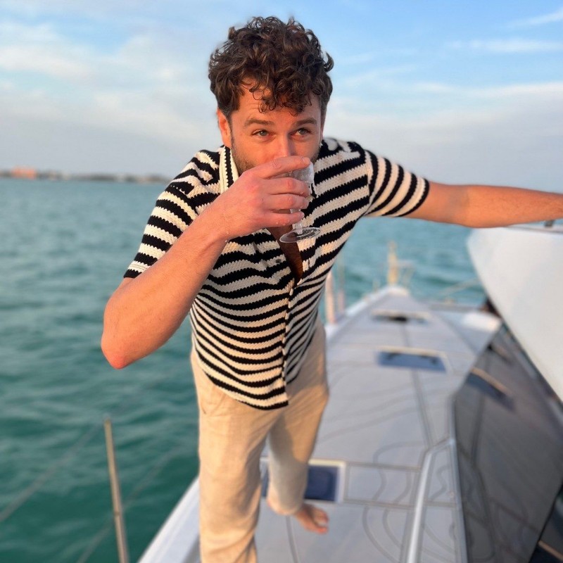 Joshua Holcombe(@baytoevan) | เรื่องราว Snapchat ตลอดจน Spotlight และเลนส์