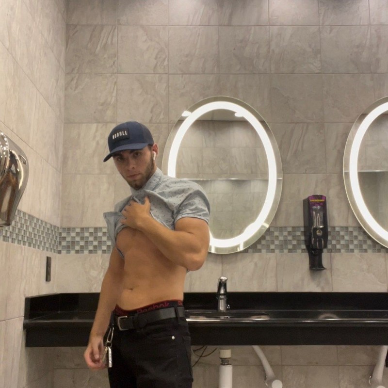 Brandon Credeur (@bcredeur97) | Snapchat Stories, Spotlight & Lenses